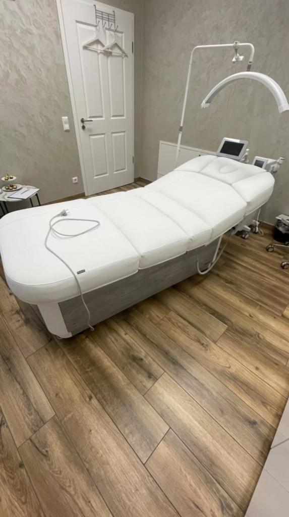 Gharieni MLW Neo Soit luxus kosmetik wellnessliege in Bonn | Wellness ...