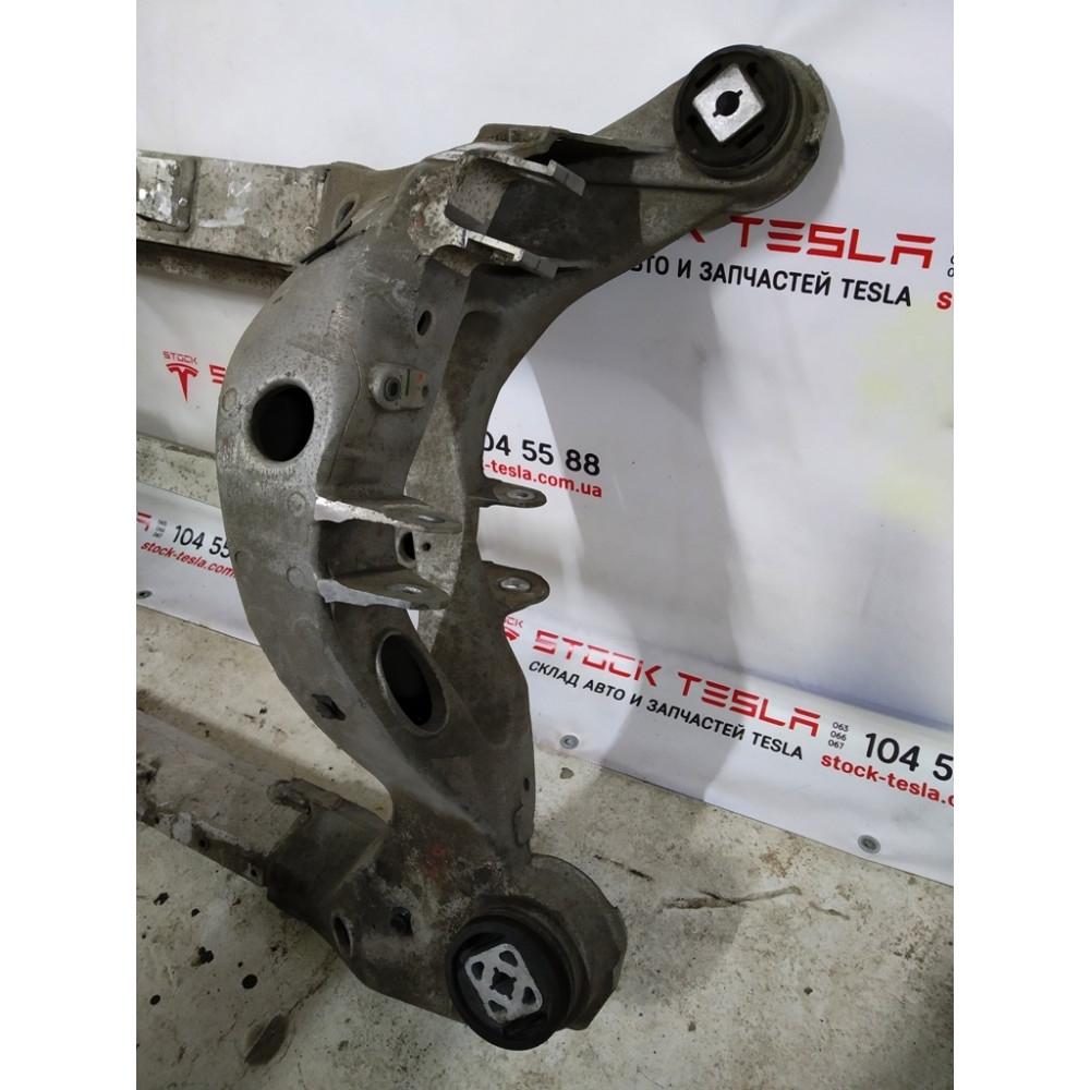 Hecktrage Tesla Modell 6007012 00 in Kiew, Ukraine | KFZ Teile ...