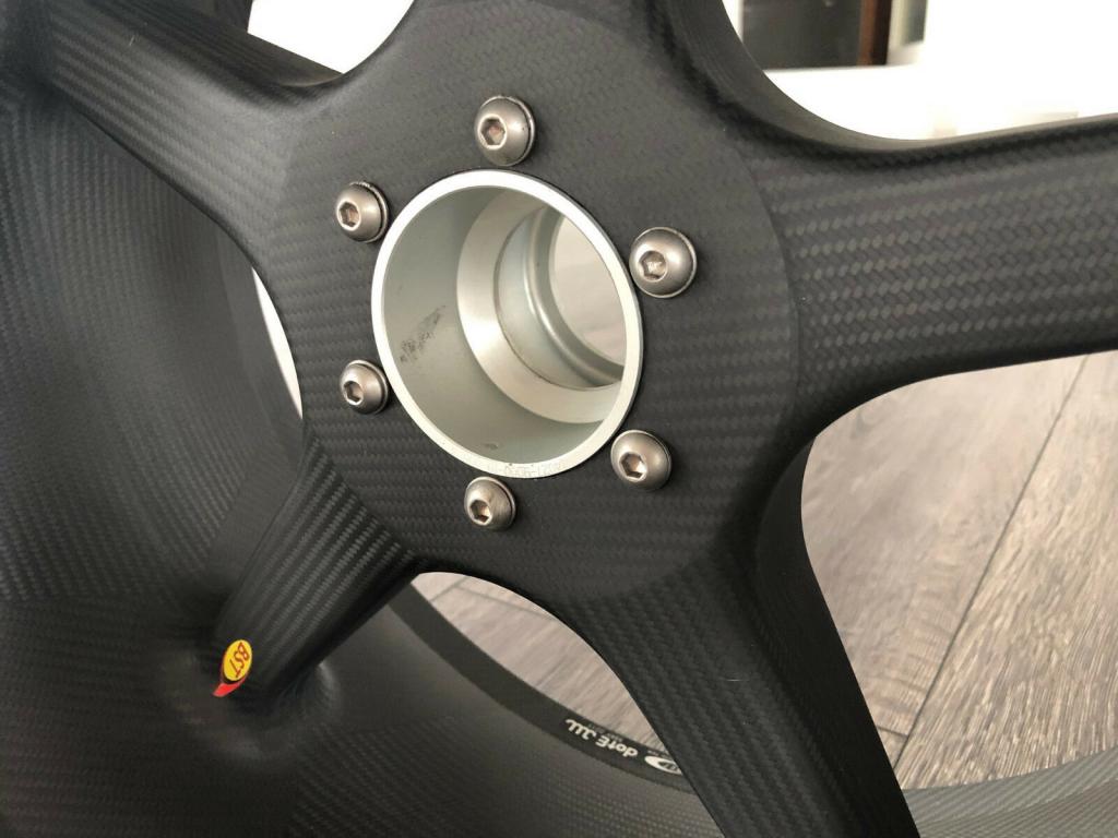 BST Carbon Felgen Set in Lauf | Motorräder und Teile | Kleinanzeigen