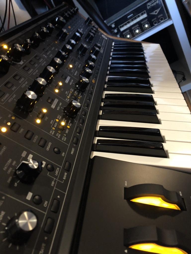 Moog Sub 37 Tribute Edition Analog Synthesizer in Berlin | Musik und ...