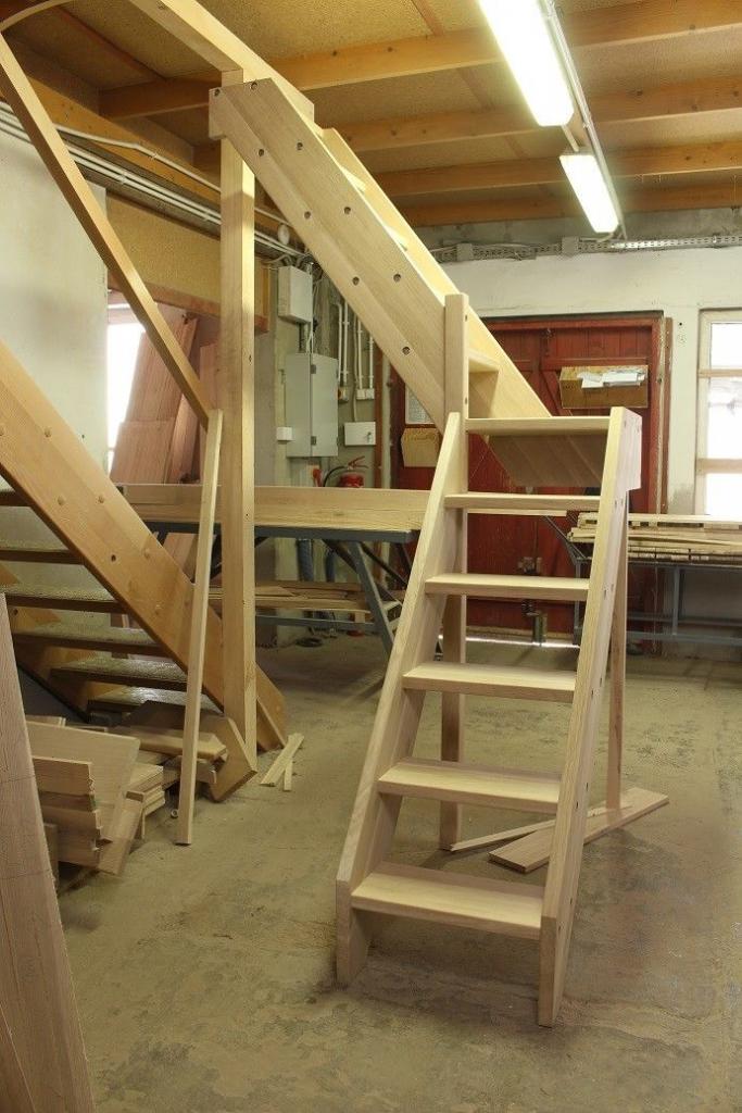 FREITRAGENDE TREPPEN TYP ZUR SELBSTMONTAGE MASSIVHOLZ ESCHE BUCHE EICHE ...